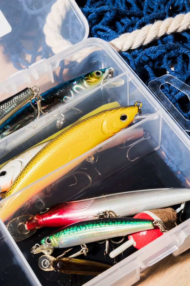 DIY Fishing Gear: How to Create Your Own Lures and Accessories – BUZZERFISH