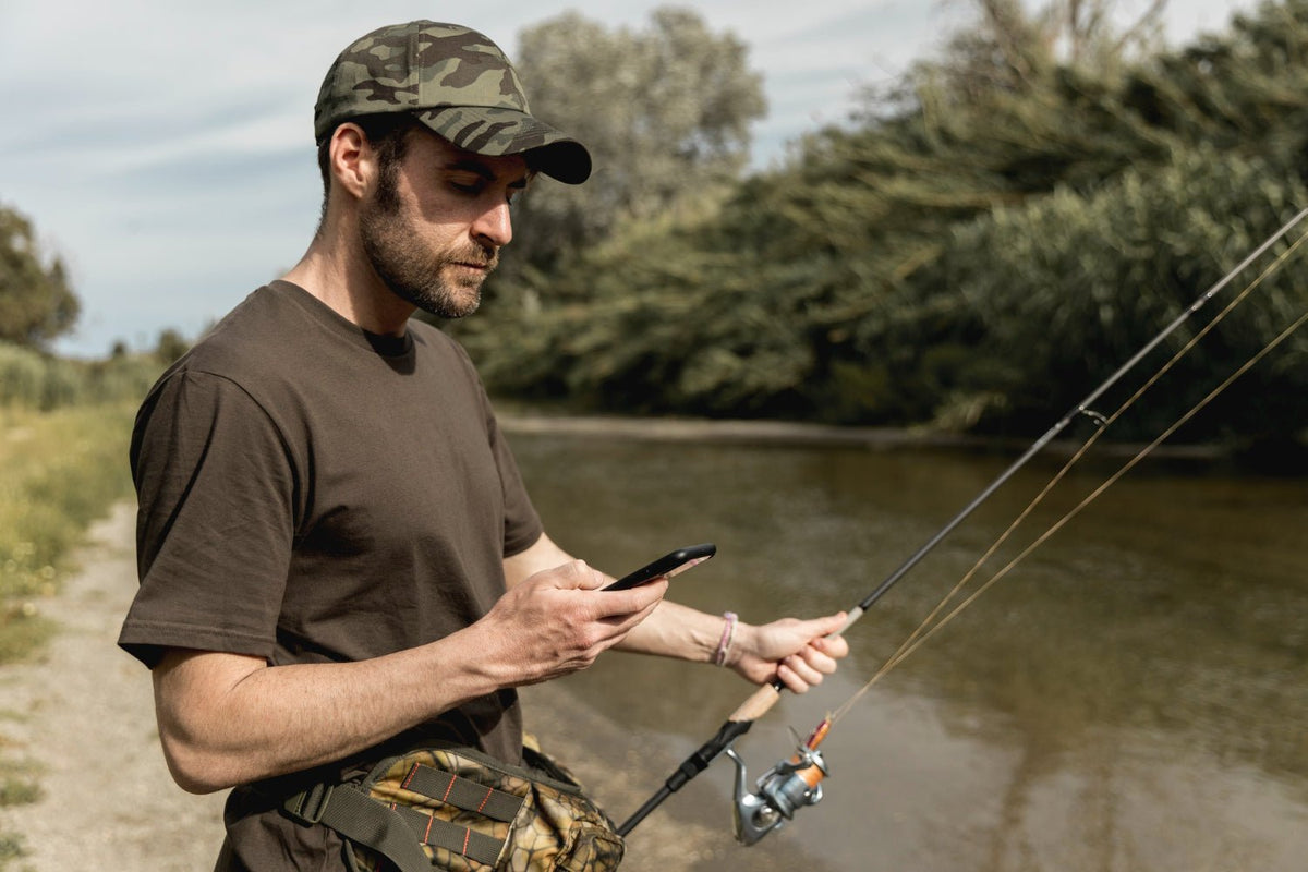 Fishing with Fly Tying: Crafting Your Own Flies for Success – BUZZERFISH